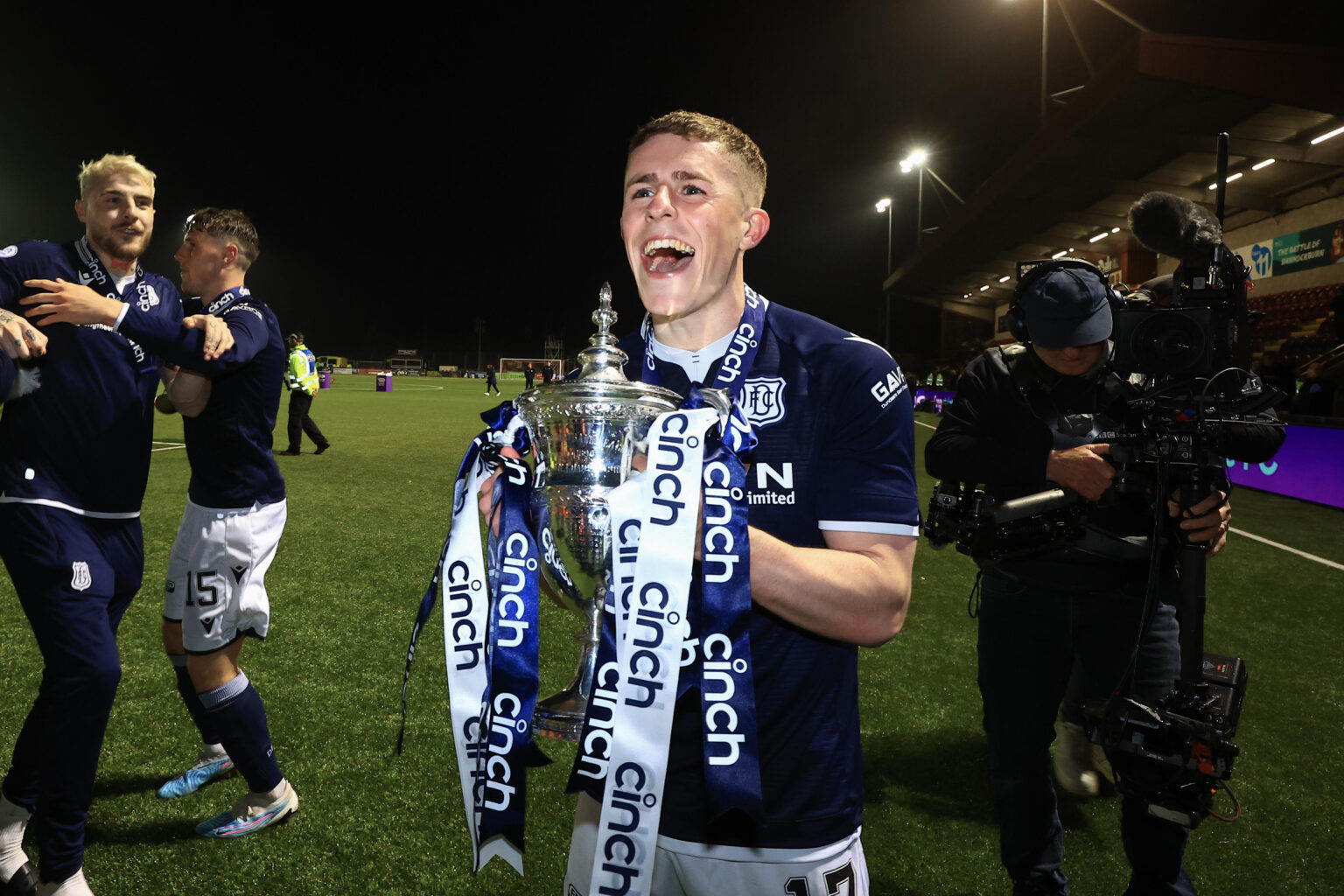 Title Celebration Gallery - Dundee Football Club - Official Website