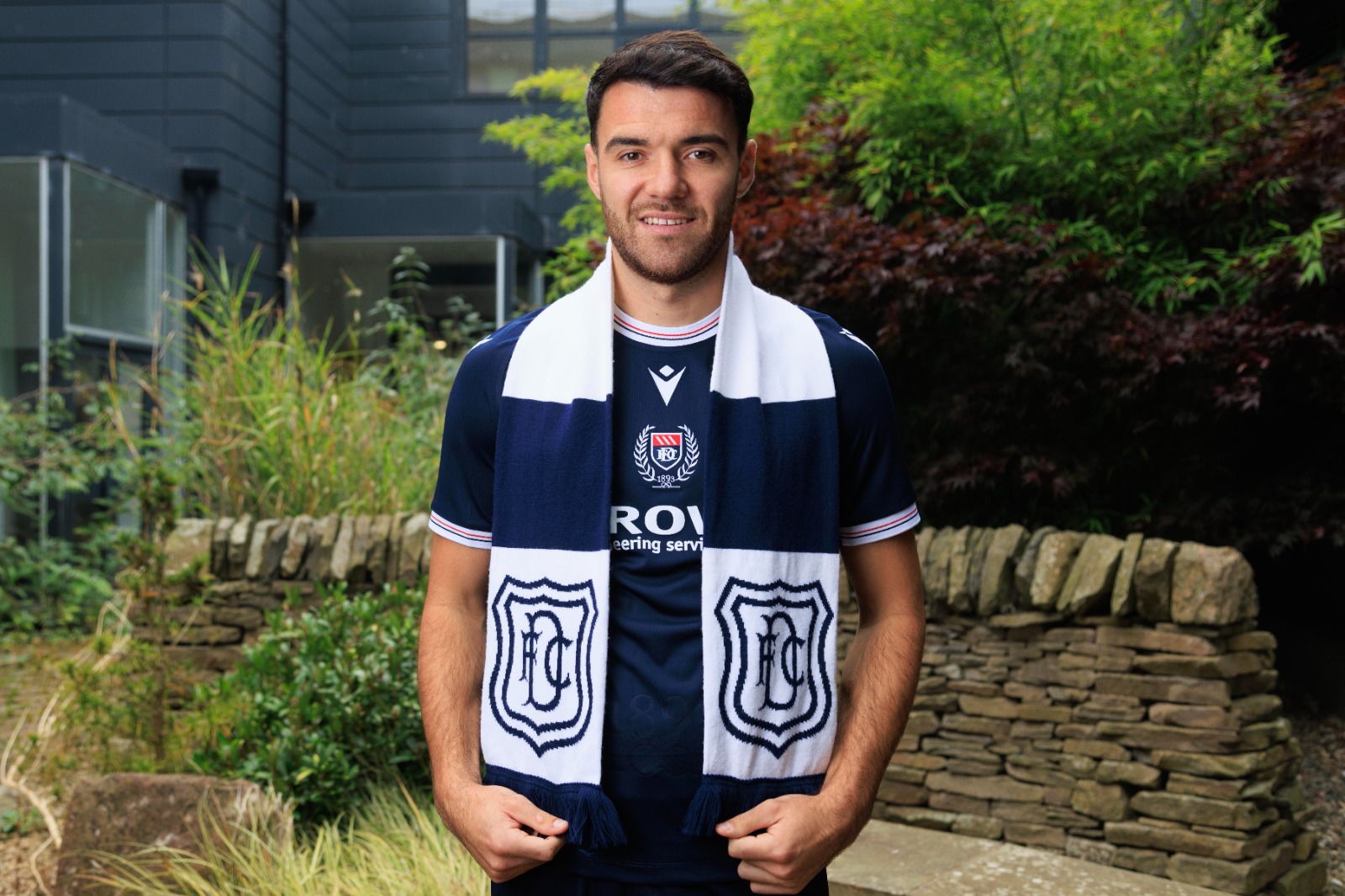 Fraser is a Dee - Dundee Football Club - Official Website