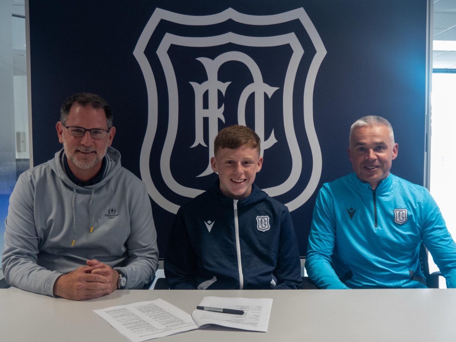 Bland signs professional contract - Dundee Football Club - Official Website