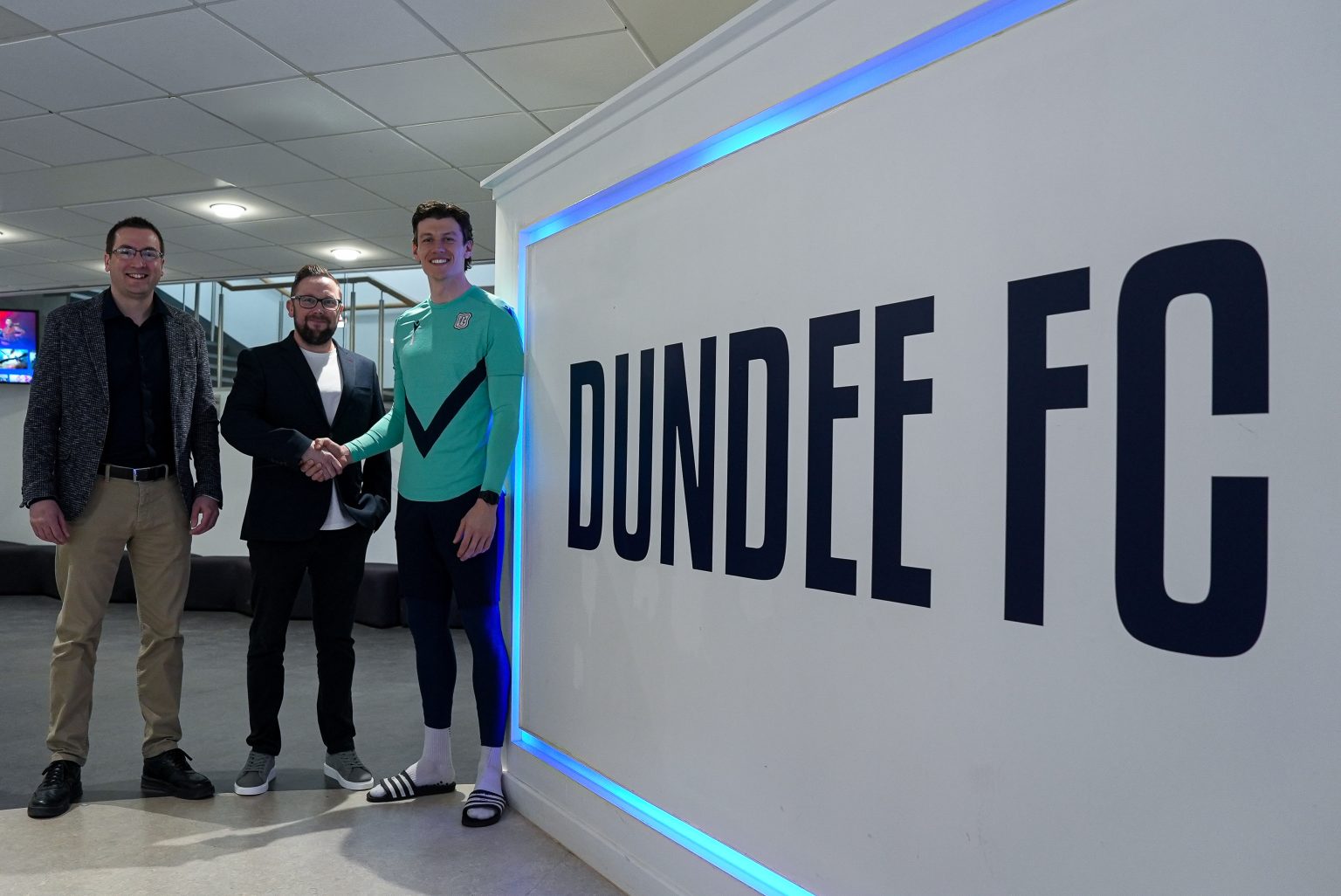 Dundee FC Announces Renewal of Alpha Projects Back-of-Shirt Partnership ...